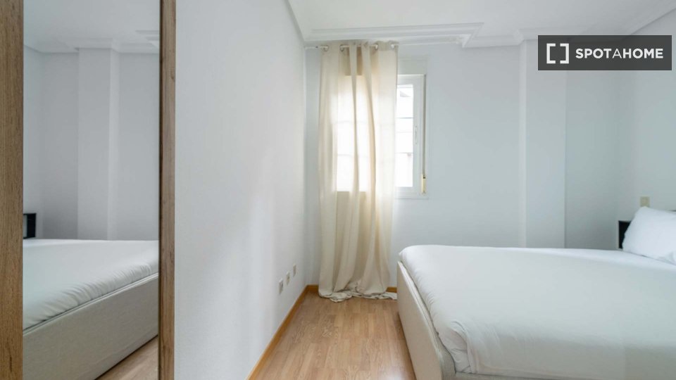 Estudio en alquiler en C. de Eraso, Madrid