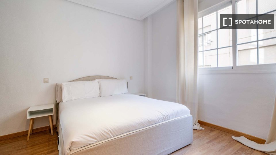 Estudio en alquiler en C. de Eraso, Madrid