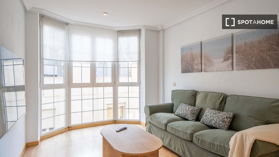 Estudio en alquiler en C. de Eraso, Madrid