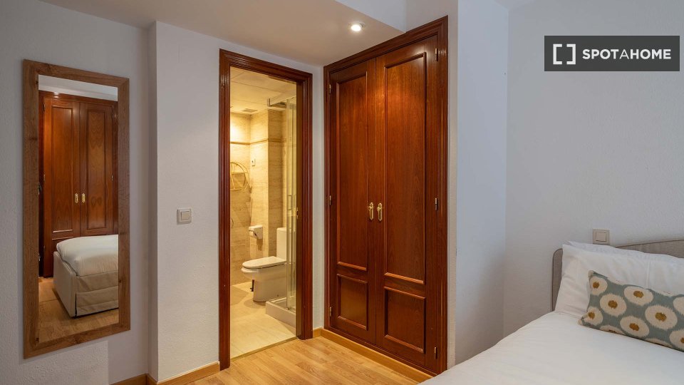 Estudio en alquiler en C. de Eraso, Madrid